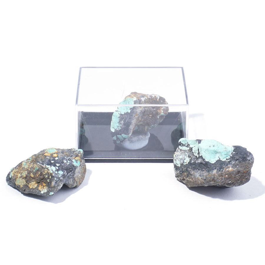 Turquoise 30-60mm Specimen - DS ROCK SHOP – Dakota Stones
